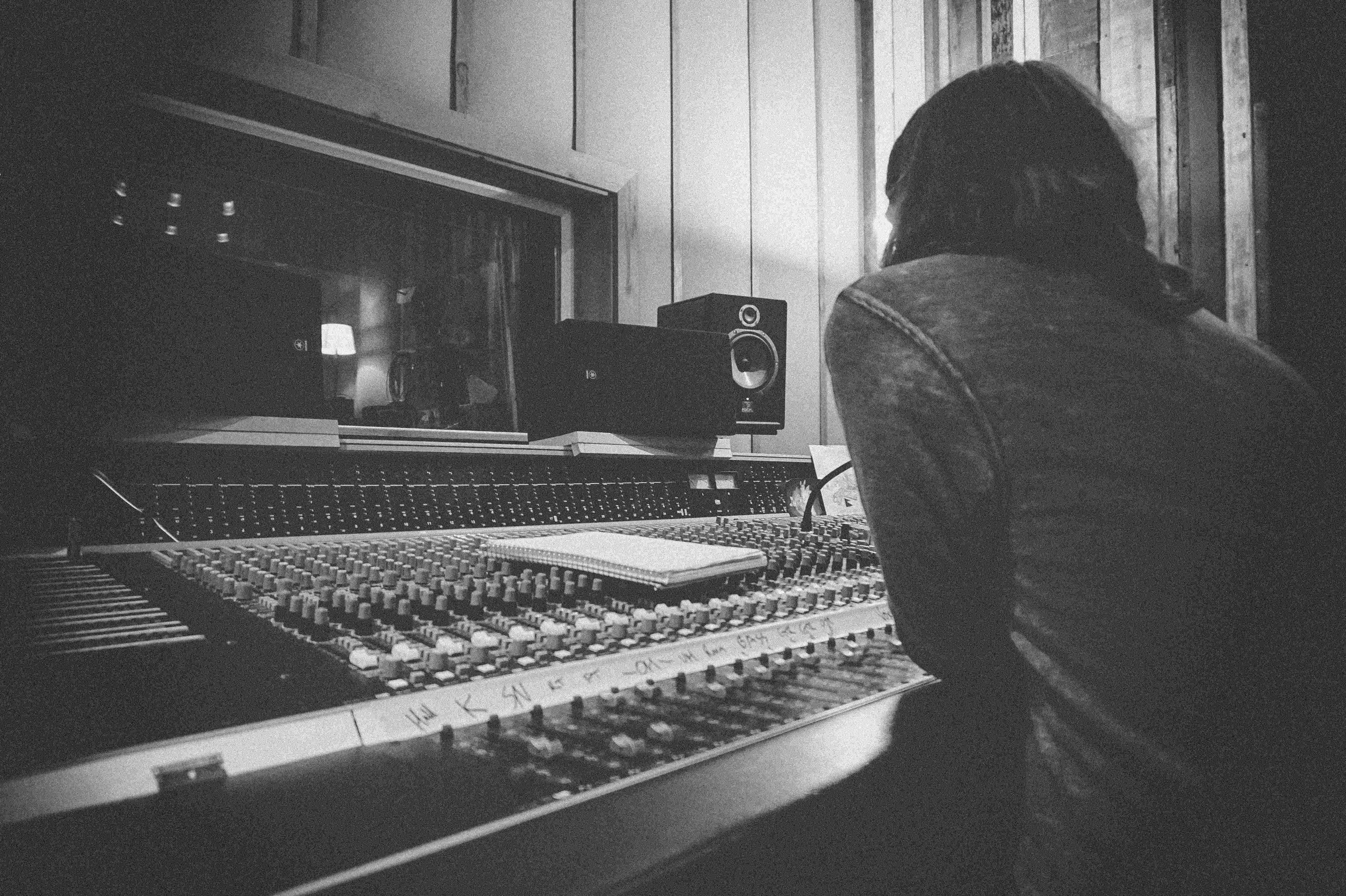 David M. Young - Immersive Sounds for Albums + Soundtracks - Dmysound