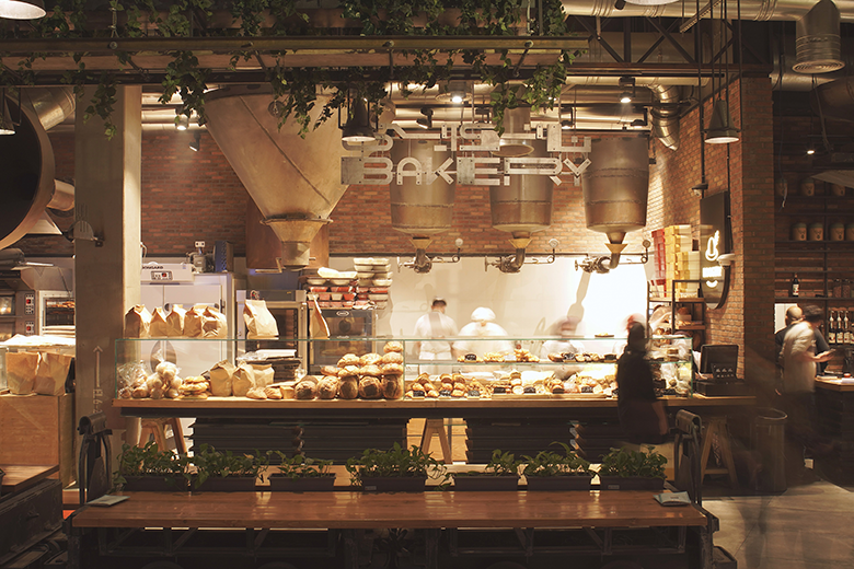 Roostar Cafe Bakery Project | Iglu Studio
