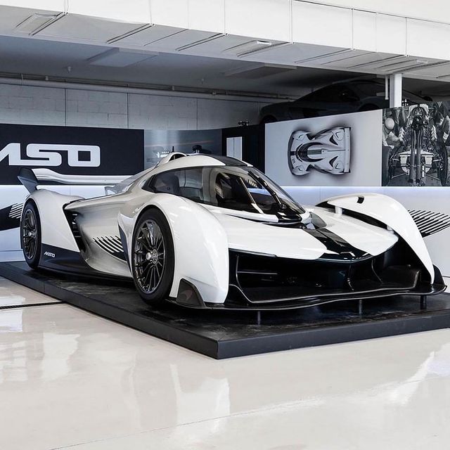 2022 McLaren Solus GT